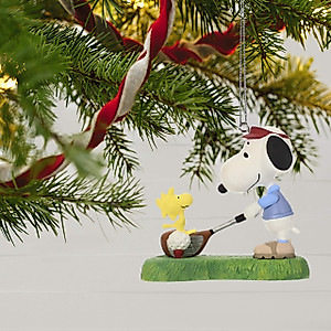 Hallmark Keepsake Christmas Ornament 2019 Year Dated Peanuts Spotlight, Snoopy Golfer