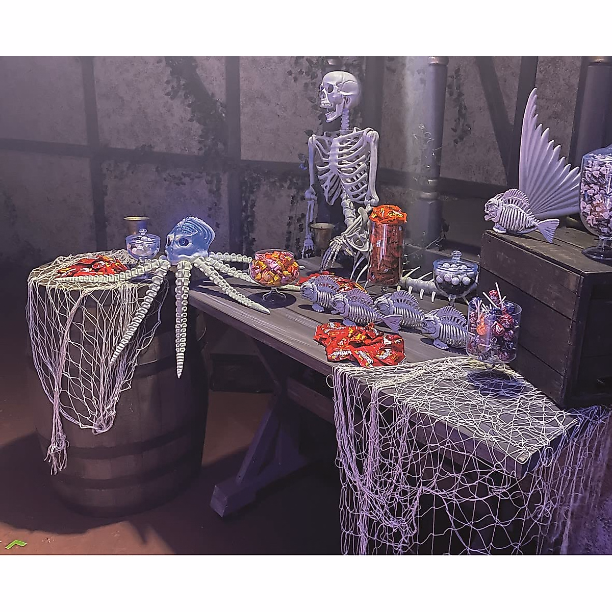 Fun Express Natural Fish Net Party Accessory (1, 1 LB), 1 Count