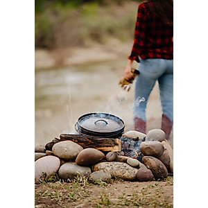 Lodge Yellowstone - 12" Deep Camp Dutch Oven, Power Y Lid, Black