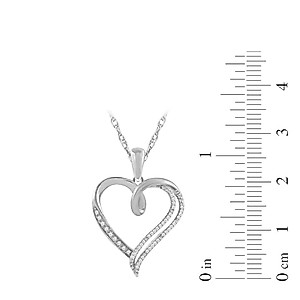 Amazon Essentials women Sterling Silver Diamond Heart Pendant Necklace (1/10 cttw), 18" (previously Amazon Collection)