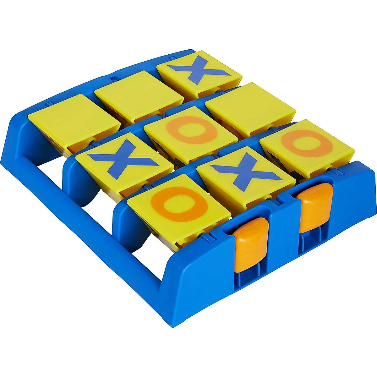 Mattel Games Travel TOSS Across Tic Tac Toe Tossing Game with Target Unit & 2 Bean Bags for 2 Players Ages 5 Year Old & Up