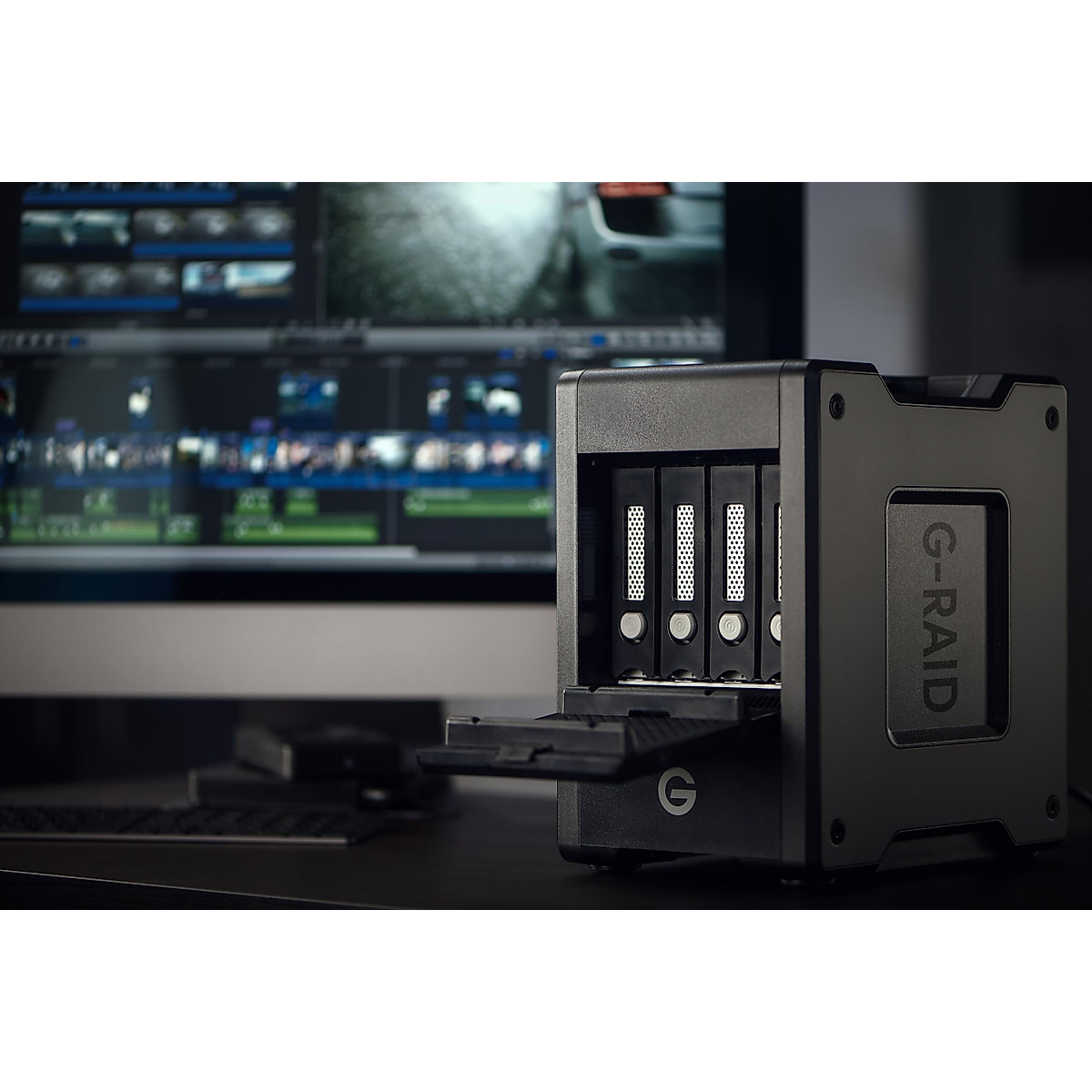 SanDisk Professional 24TB G-RAID Shuttle 4 - Enterprise-Class 4-Bay External Hard Drive, Thunderbolt 3 and USB-C, Transportable, Hardware RAID - SDPH34H-024T-NBAAB