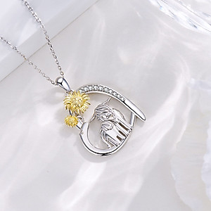 Highland Cow Necklace for Women 925 Sterling Silver Highland Cow Gifts Pendant Jewelry Birthday for Women Mom Animal Cow Lover