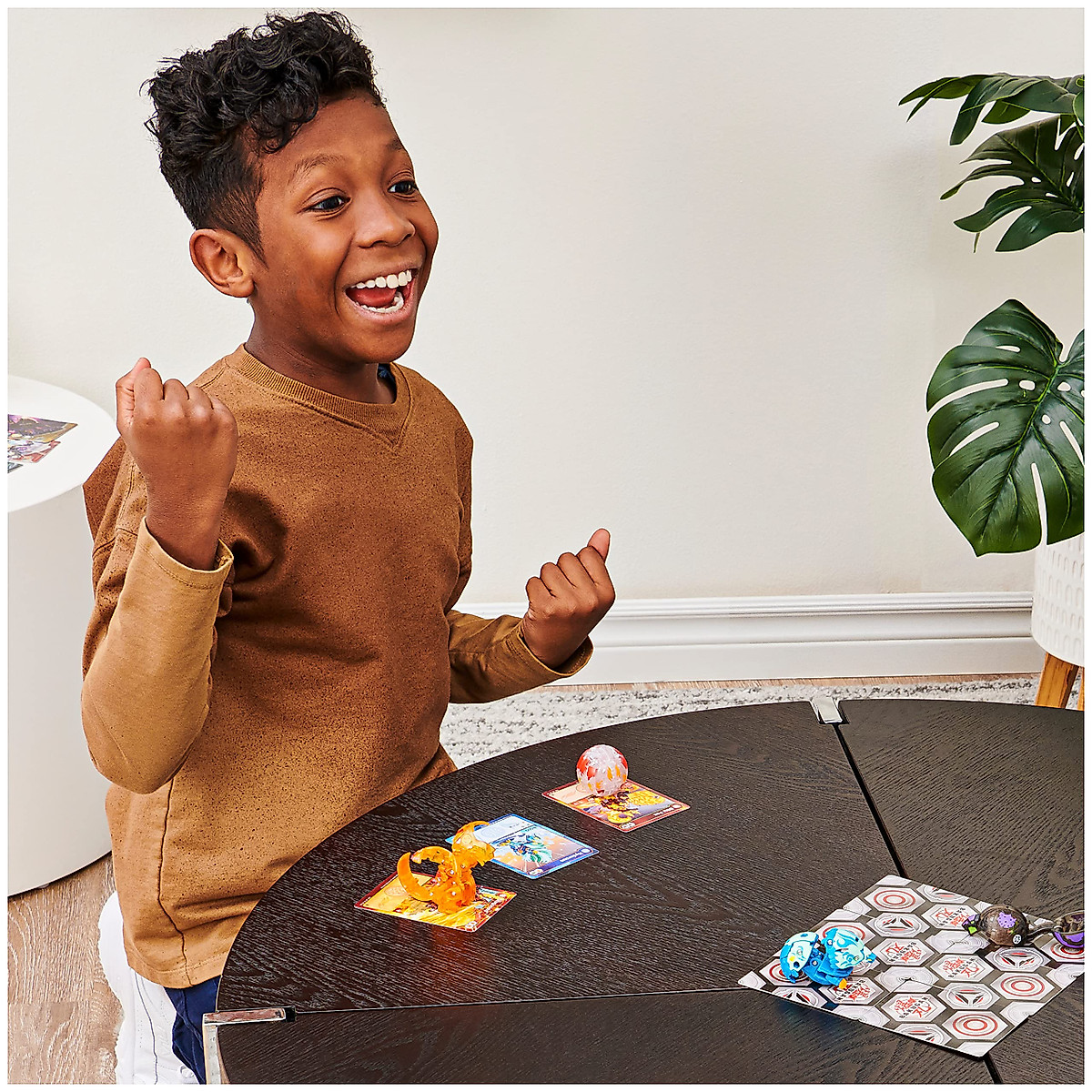 Bakugan Evolutions Starter Pack 3-Pack, Howlkor Ultra with Neo Pegatrix and Trox, Collectible Action Figures, Ages 6 and Up