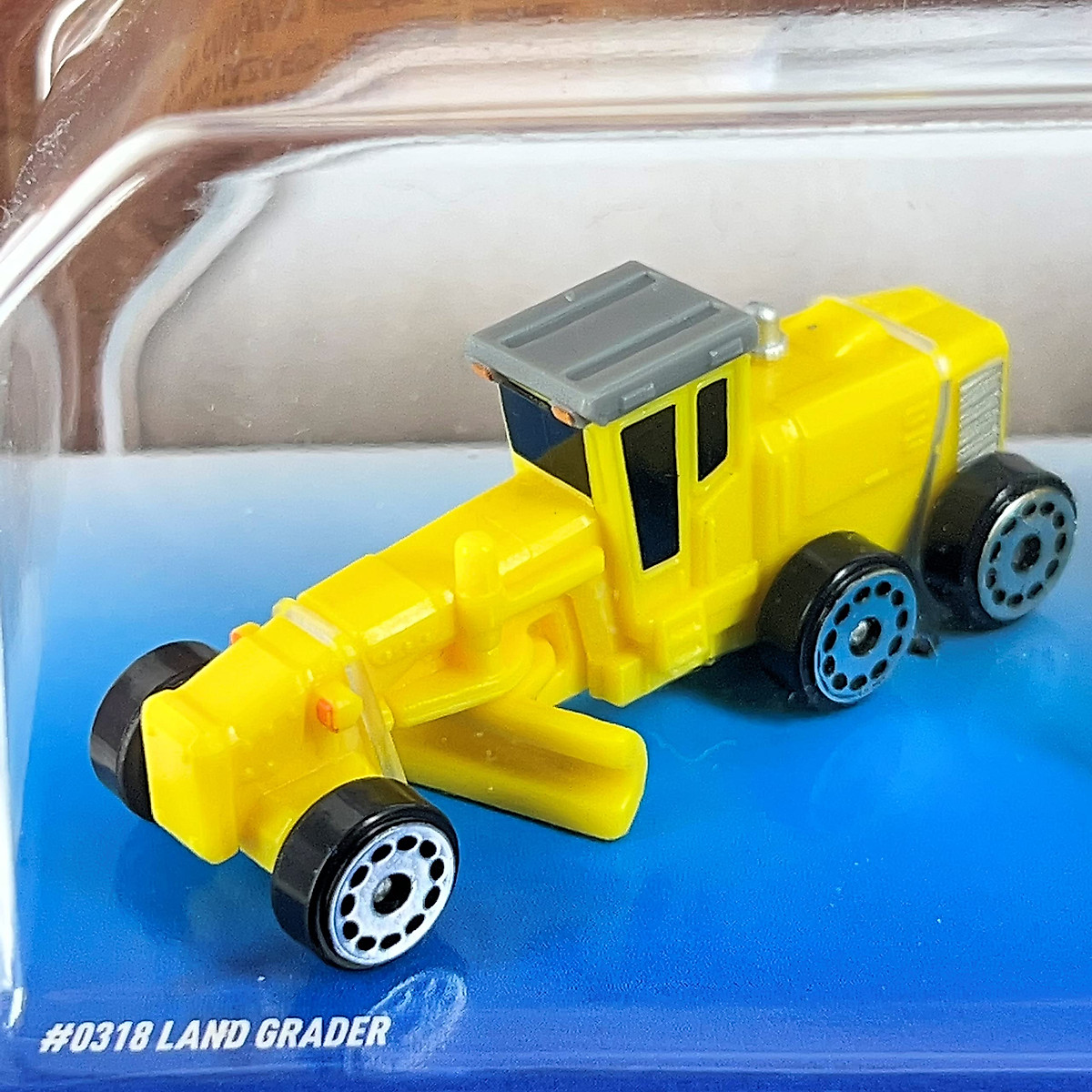 Micro Machines 2021 Series 6 Starter Pack #22 Micro Construction - Land Grader, Asphalt Roller, Skid Loader