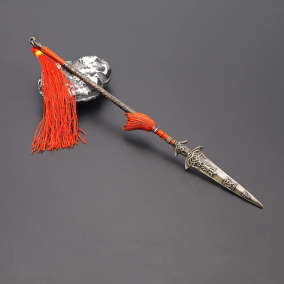 Elden Ring Partisan Spear Action Figures Toys Collection Gift Party Supplies Desk Decoration Backpack Pendant Gift Bronze