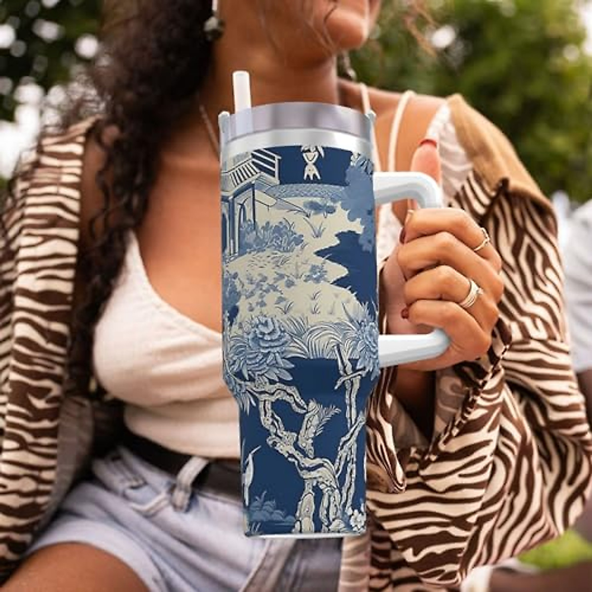 Xiexide 40oz Fits Cup Holder Gifts Ancient Blue And White Chinese Style Chinoiserie Folk Double Walled Vacuum Insulatedith Handle And Straw,Hot & Cold Drinks