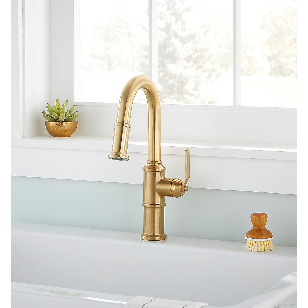 Gerber Plumbing Kinzie Kitchen Faucet with Pull Down Sprayer