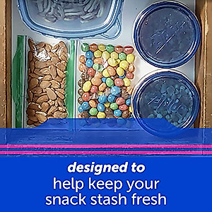 Ziploc Snack Bags, Storage Bags for On the Go Freshness, Grip 'n Seal Technology for Easier Grip, Open, and Close, 270 Bags Total