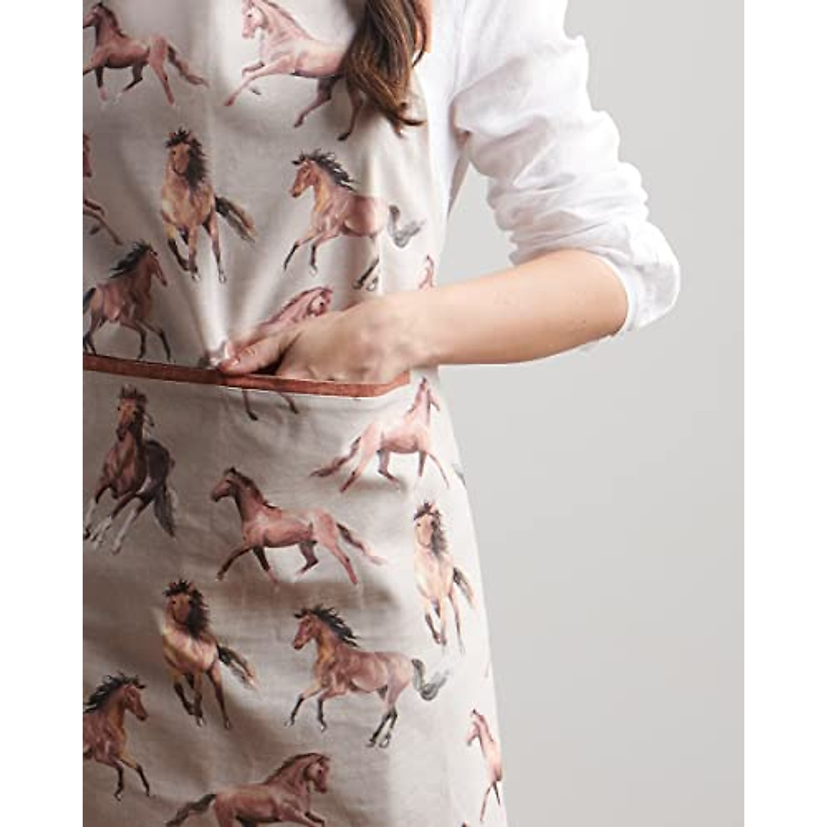 Maison d' Hermine Apron 100% Cotton 27.50"x31.50" 1 Piece Adjustable Neck Strap Cloth Aprons with Center Pocket & Long Ties for Gifts, Chef, Women & Men, Free Horses - Thanksgiving/Christmas