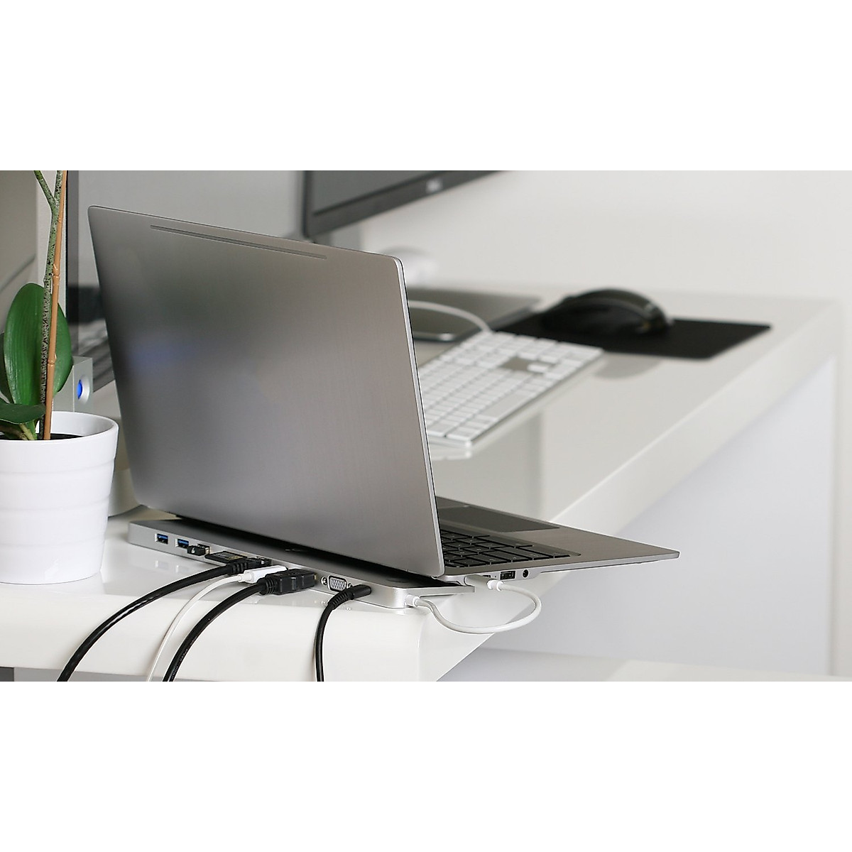 IOGEAR USB-C Ultra-Slim Dual Display Docking Station with Power Delivery, GUD3C02