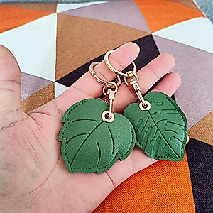 2 Pack Leather Airtag Keychain Case Holder, Cute Kawaii Accessories Suitable for Airtag (2 Types of Leaves)