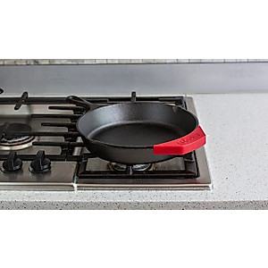 Lodge L8DOLKPLT Cast Iron Dutch Oven with Dual Handles, Pre-Seasoned, 5-Quart,Black