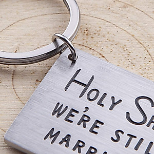 Fleure Esme Funny Anniversary Keychain Gifts For Men Him Her Husband Wife Valentine Day Gifts For Hubby Wifey Couple Birthday Gifts For 5th 10th 20th Anniversary Wedding Gag Gifts Key Chain Men Women