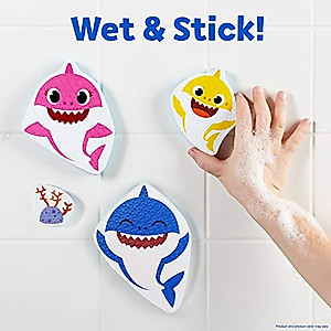 WowWee Pinkfong Baby Shark Official - Bath Toy Bundle (Amazon Exclusive)