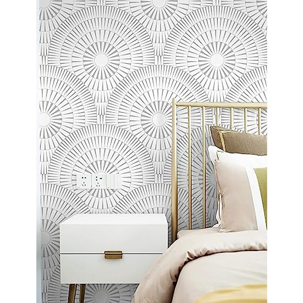 Heroad Brand 17.3"x118" Peel and Stick Wallpaper White Circle Wallpaper Modern Geometric Wallpaper White Contact Paper for Cabinets Waterproof Self Adhesive Removable Wallpaper Thicken Retro Wallpaper