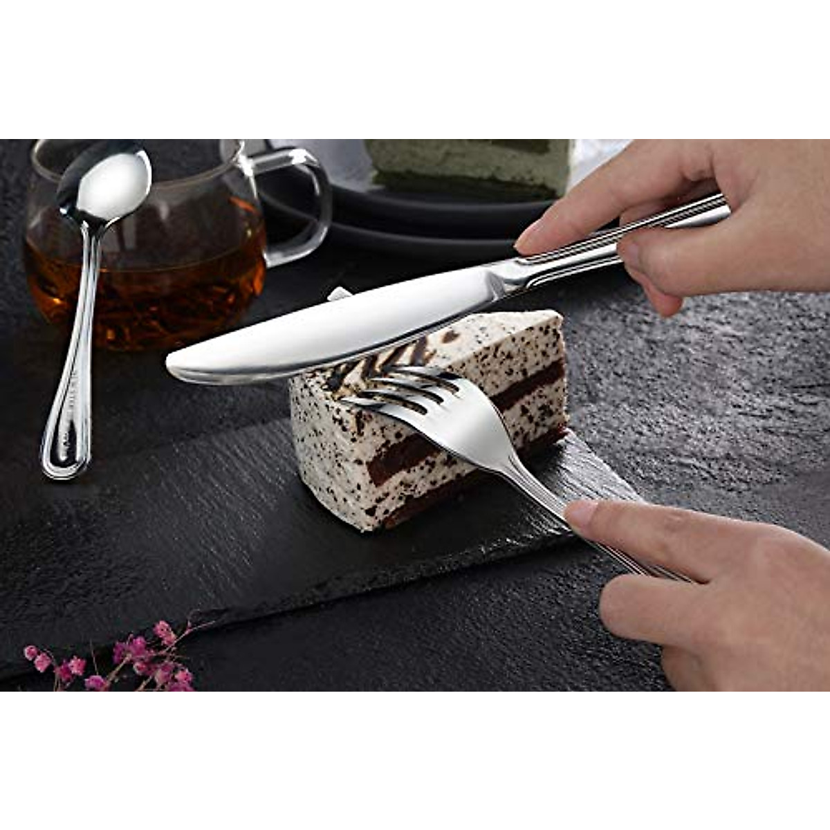 New Star Foodservice 58789 Windsor Pattern, 18/0 Stainless Steel, Dinner Knife, 8.2-Inch, Set of 12