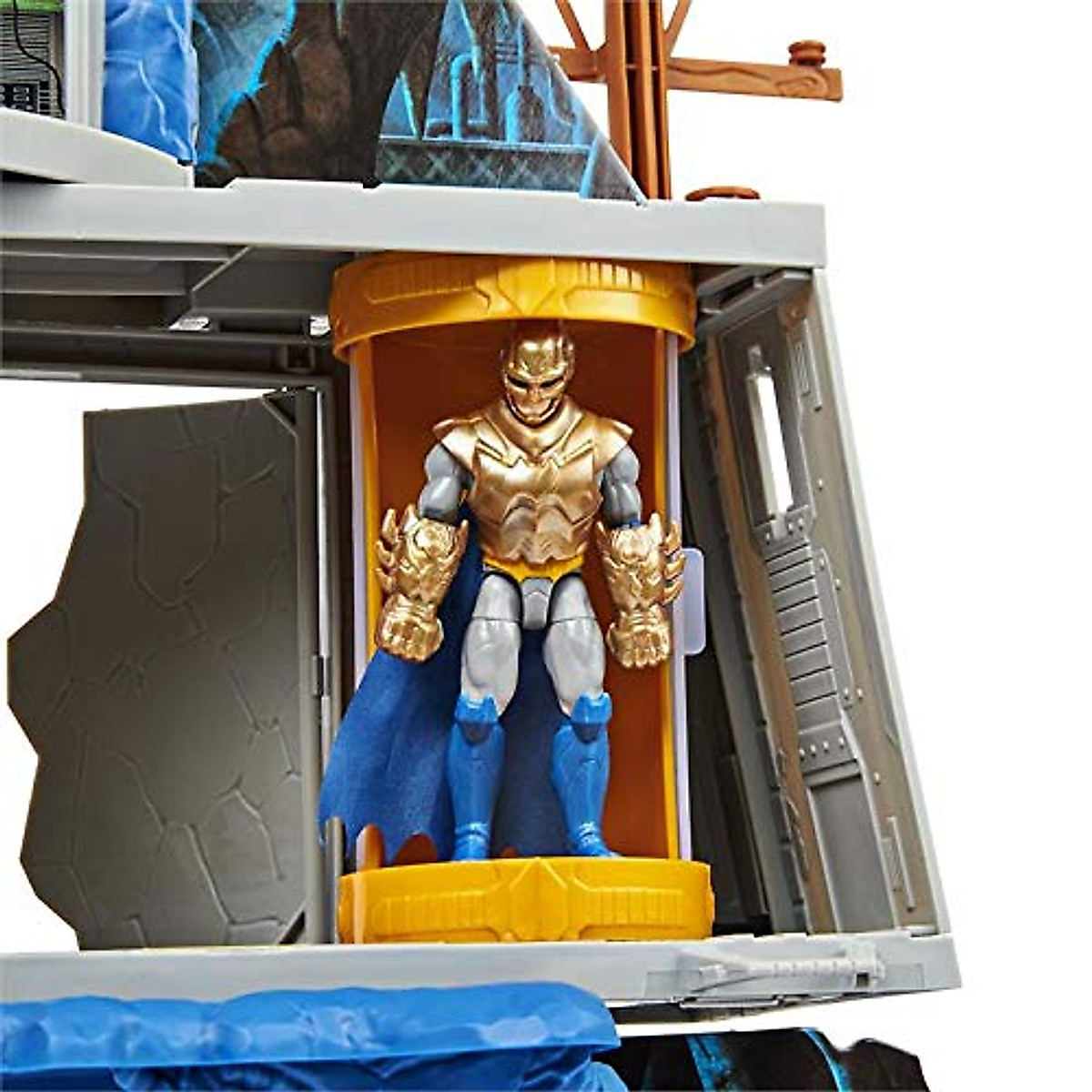 Spin Master Batman 3-in-1 Batcave Playset with Exclusive Batman Action Figure and Battle Armor