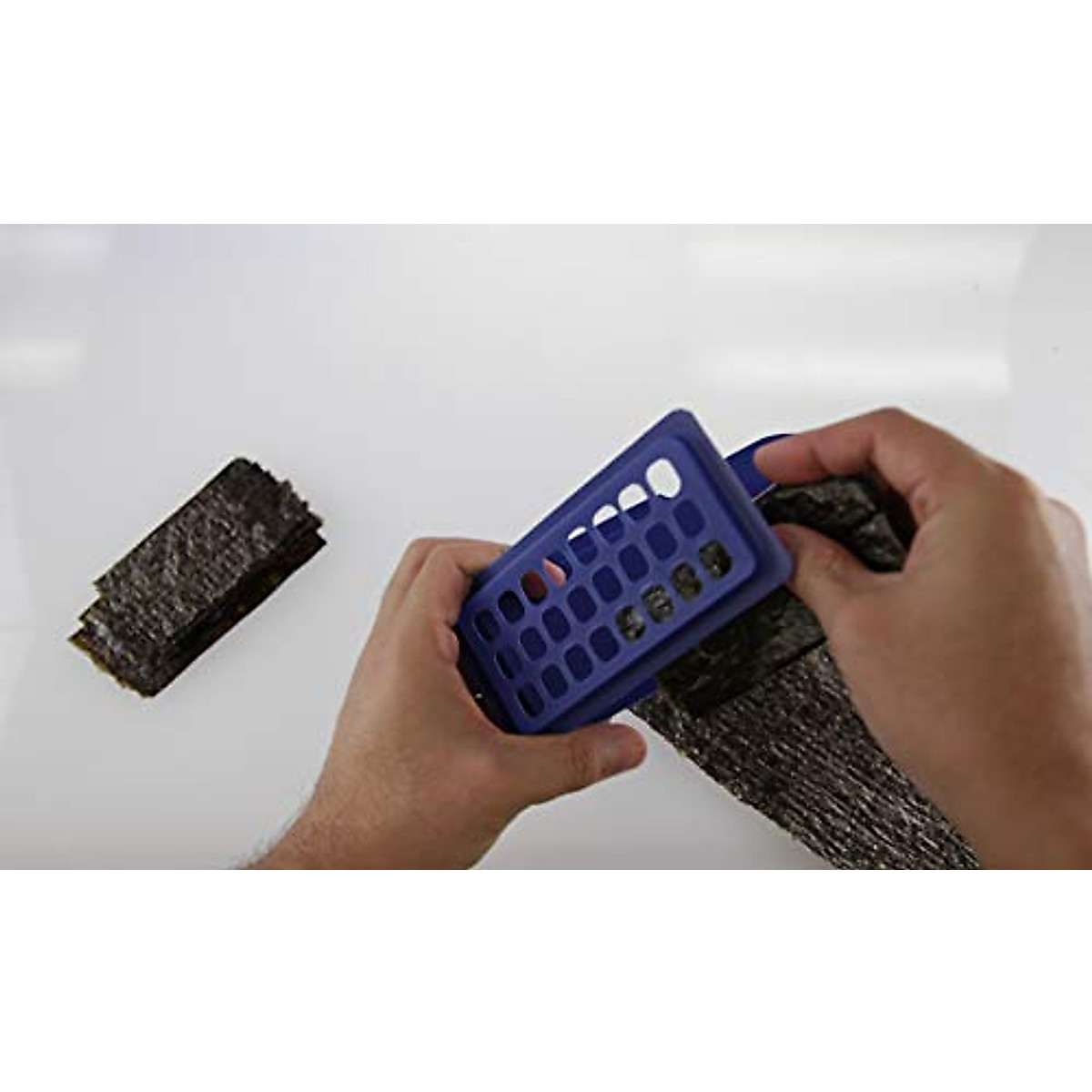 Innovative Marine Gourmet Gadget Grazer PRO - Magnetic Seaweed Feeder