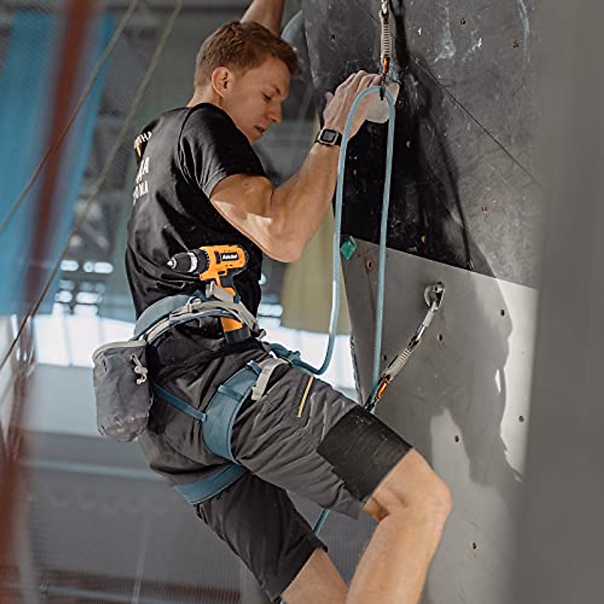 Adedad 12V Cordless Drill Set Electric Power Drill with 2 Batteries and Charger, 3/8 Inch Keyless Chuck, 300 In-lbs Torque, 21+1 Position, 2 Variable Speed, LED Light and 43pcs Accessories