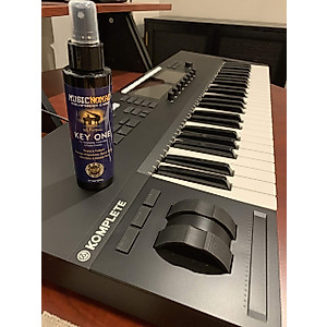 MusicNomad MN131 All Purpose Key ONE Cleaner, for Keyboards, MIDI Keyboard Controllers, Keys, Digital Pianos & Matte Pianos, 4 oz