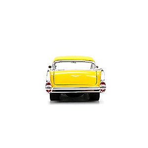 Jada Toys Big Time Muscle 1:24 1957 Chevy Bel-Air Die-cast Car Yellow, Toys for Kids and Adults