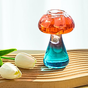 Moretoes 2pcs 8.5oz Mushroom Glasses, Cute Cocktail Glass Creative Martini Glasses Drinks Cup for Juice Wine Champagne (250ml)