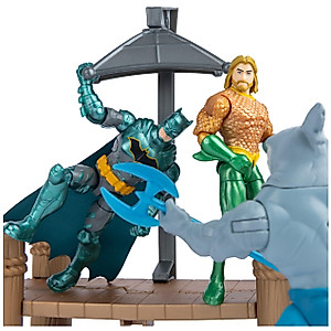DC Comics, Gotham City Harbor Chaos Playset | 4-inch Batman, Aquaman, King Shark Action Figures | Kids Toys for Boys and Girls Ages 3 and Up (Amazon Exclusive)