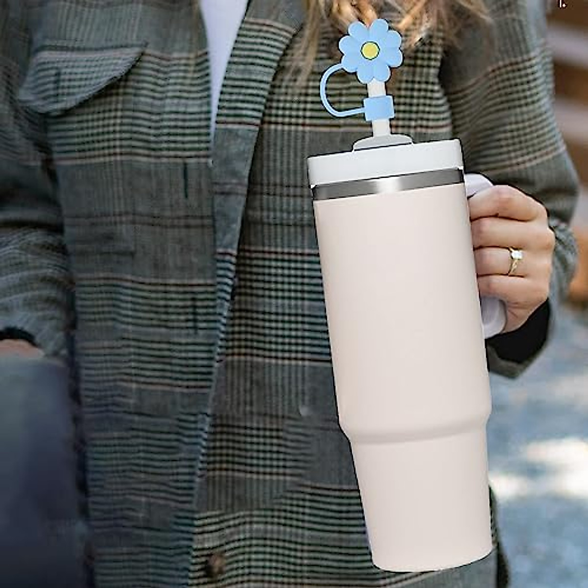 8Pcs Stanley Straw Cover Cap 10mm Cute Silicone Daisy Straw Topper Compatible with Stanley 30&40 Oz Tumbler with Handle Straw Tip Covers for Simple Modern Tumbler Accessories Reusable Straws Protector