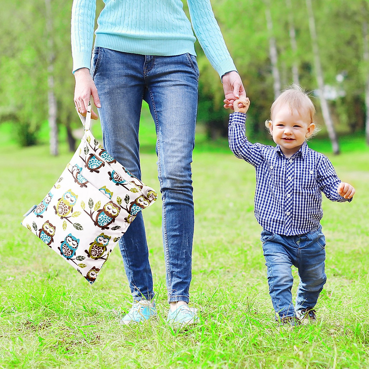 Wet Dry Bag Splice Cloth Diaper Wet Bags Waterproof Double Infant Stroller Travel Small Size Zipper Snap Handing for Swimwear Bathing Suit Baby Kids Reusable (Giraffe and Owls)