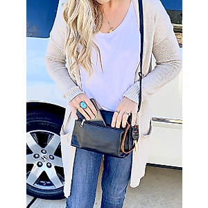 Bumco Diaper Clutch Bag - Portable Wipes Dispenser & Diaper Holder, Airtight Travel Baby Wipes Case, Leather-Style Wipe Dispenser Travel Baby Wipes Dispenser On the Go, Diaper Wristlet (Black)