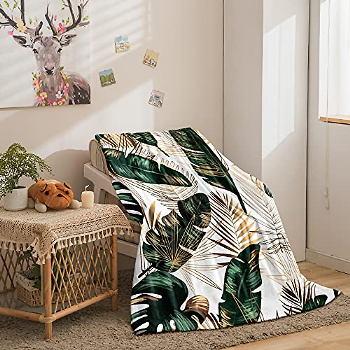 Bedbay Leaf Blanket Soft Flannel Throw Blanket for Couch Green Blanket Green and Gold Palm Leaf Printed Lightweight Plush Throw Fleece Blanket for Bed Sofa Chair (Leaf, Throw(50"x60"))