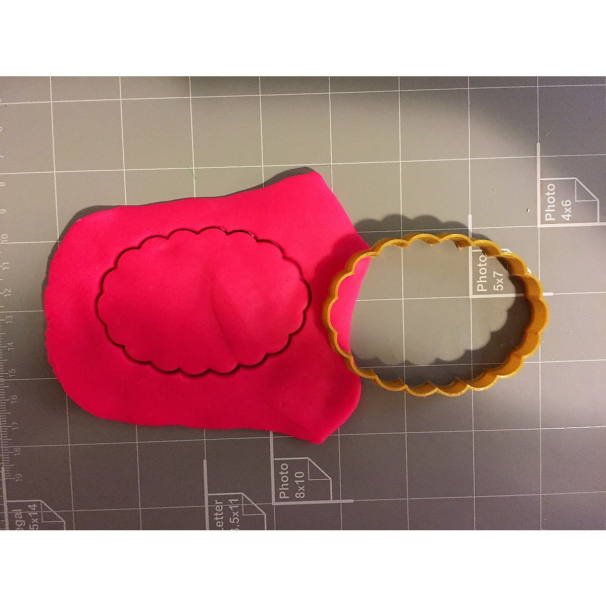 Scalloped oval Cookie Cutter (4 inches)