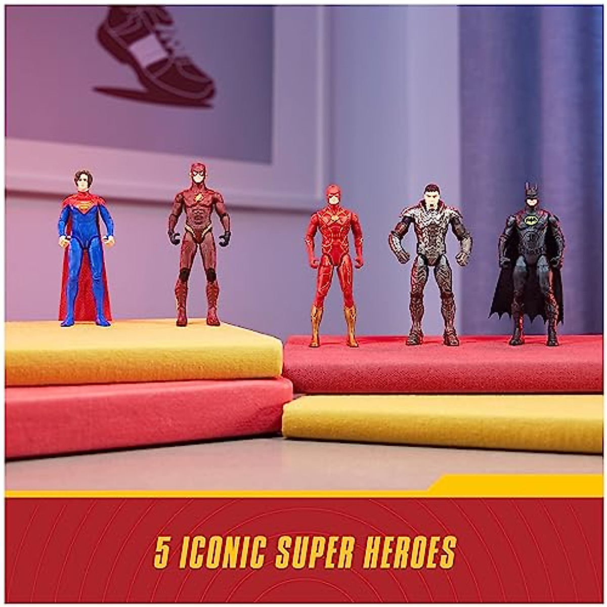 DC Comics, The Flash Ultimate Figure Set (Amazon Exclusive), 5 Action Figures with Accessories, 4-inch Collectible Kids Toys for Boys and Girls 3+