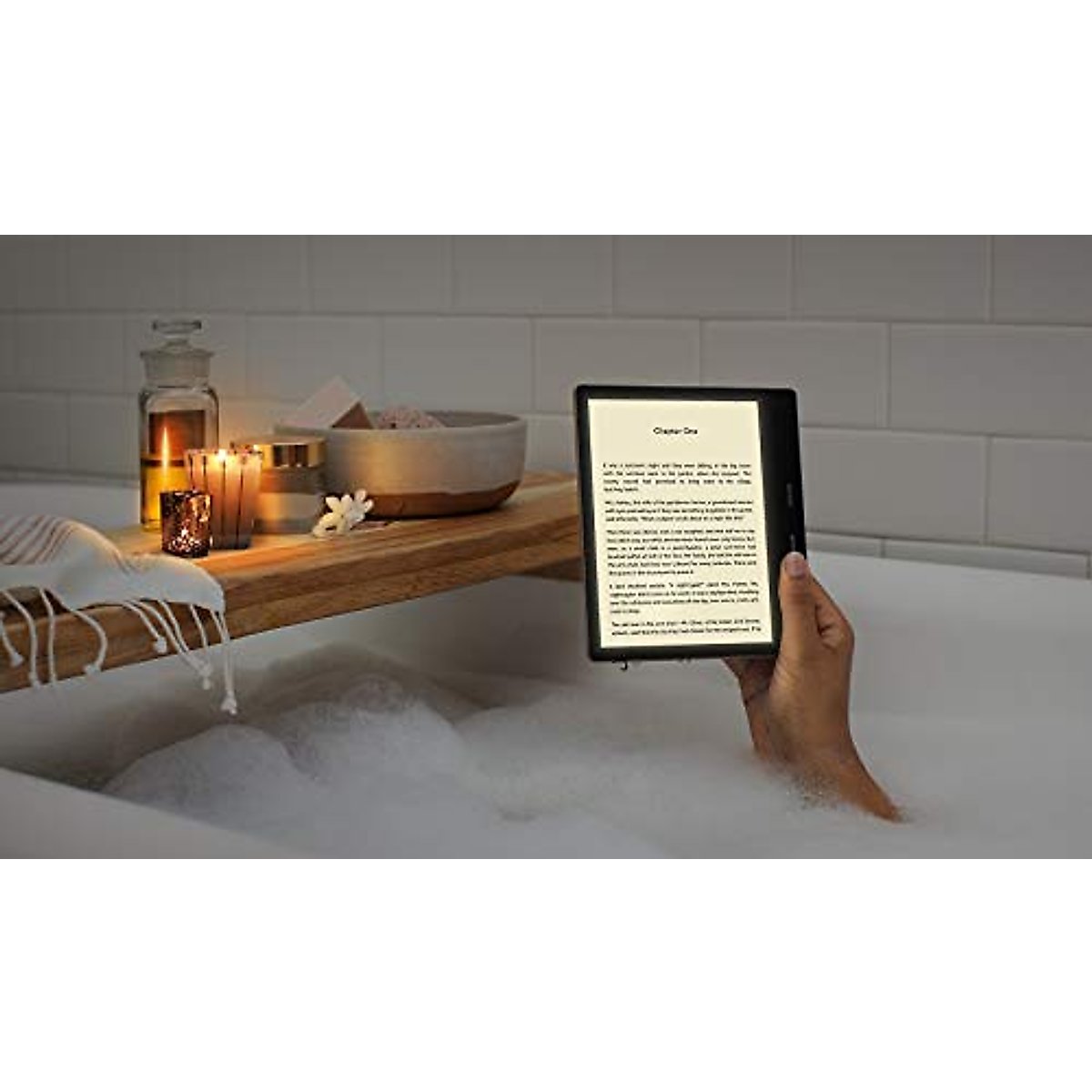 Kindle Oasis – With 7” display and page turn buttons