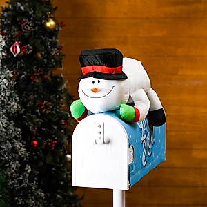 Huwena Christmas Winter Magnetic Mailbox Cover, Mailbox Wraps Post Letter Box Cover Mailbox Covers Outdoor Home Garden Decor Standard Size 22 x 18.5 Inches (Snowman)