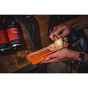 Carr & Day & Martin Belvoir Tack Conditioner Tray, 250 g