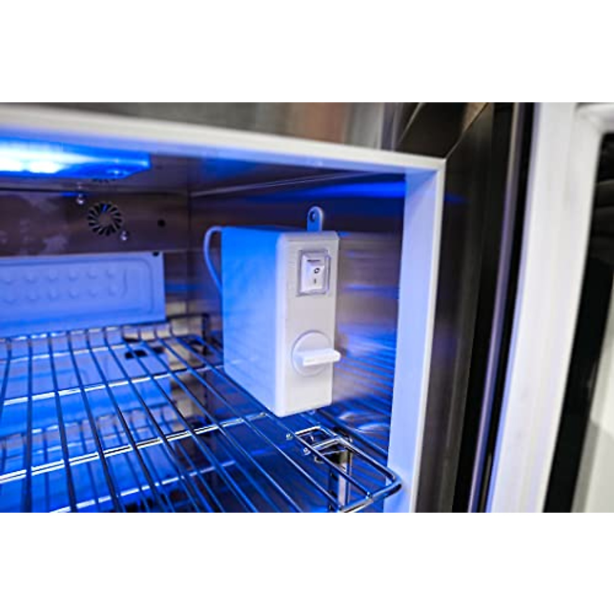 Mont Alpi MAF 2.7 Cubic Ft Outdoor Rated Glass Door Compact Temperature Adjustable Lockable Refrigerator Beverage & Wine Cooler Module w/ 3 Adjustable Racks + Blue LED Lighting