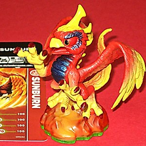 Skylanders Spyros Adventure LOOSE Mini Figure Sunburn Includes Card Online Code
