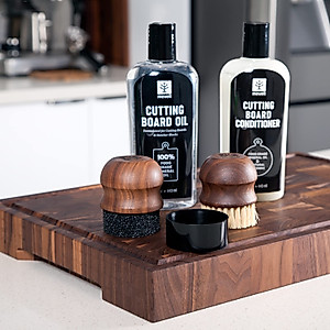 Mevell Cutting Board Oil Applicator, Great for Butcher Blocks, Counter Tops, and Wooden Utensils - Wax, Cream & Conditioner Applicator, Walnut Wood Handle