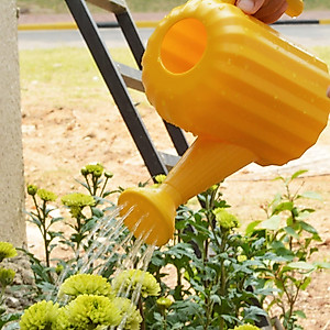 POMIKU Toddler Watering Can, Kids Small Watering Can for Age 3 and Up, Toy Watering Can for Gardening