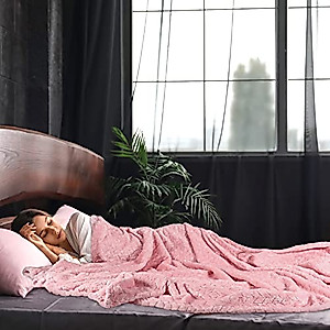 4 Pcs Large Soft Fleece Throw Blanket 50 x 70 Inch Jacquard Weave Leaves Pattern Blanket Lightweight Cozy Flannel Blanket for Most Season Sofa Bed Couch Warm Decorative Washable Blanket (Pink)