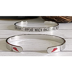 Happy Kisses Red Cardinal Bracelet For Women “Cardinals Appear When Angels Are Near” Grief Gift For Mourning of Loved One - Funeral Memorial Charm Jewelry For Women and Bird Lovers