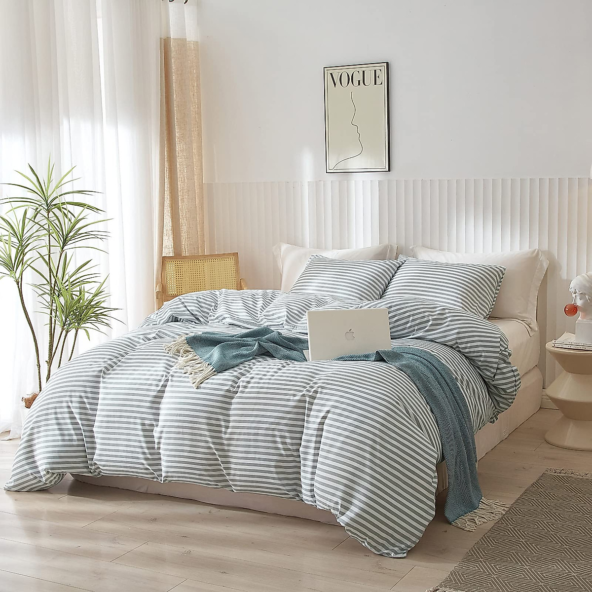 EAVD Duvet Cover Twin Grey Striped Duvet Cover Soft Microfiber Classic Striped Geometric Bedding Set with 2 Pillowcases Reversible Modern Grey Striped Comforter Cover with Zipper Closure