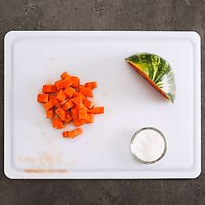 Dexas NSF Polysafe Pastry/Cutting Board with Well, 15 by 20 inches, White