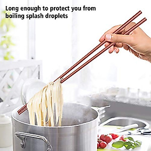 GLAMFIELDS 16.5 Inches Wooden Cooking Chopsticks Reusable for Noodles Frying Hotpot Extra Long Kitchen Chop Sticks Brown 2 Pairs