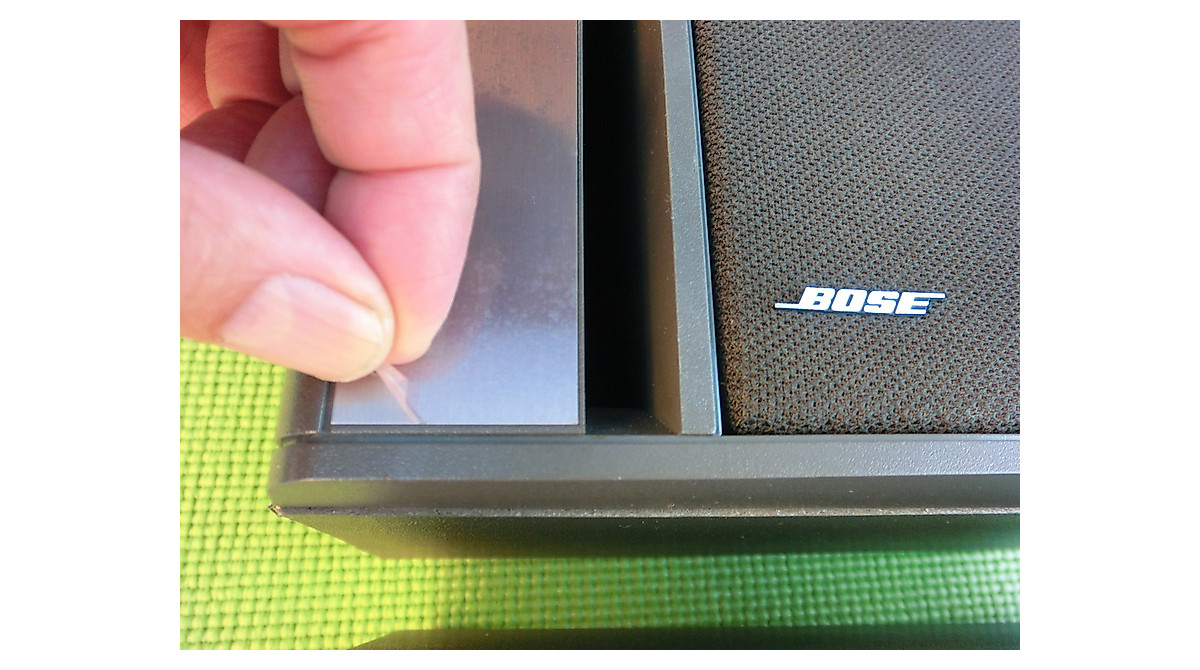 Bose 141 Fullrange Bookshelf Speakers for Clear Home Audio