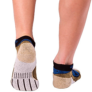 Zensah Copper Socks - Best Copper Running Sport Sock - Cushioned, Comfortable Fit - Great for Sports, Tennis, Golf, Basketball, Runners, Walking