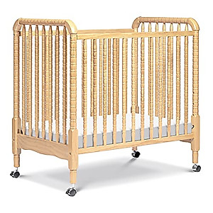 DaVinci Jenny Lind 3-in-1 Convertible Mini Crib in Natural, Removable Wheels, Greenguard Gold Certified