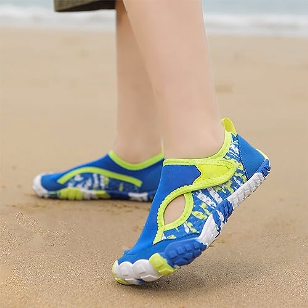 Orgonite Kids Water Shoes Boys Girls Beach Shoes Aqua Socks Slip-On Barefoot Shoes Quick Dry Swim Shoes Lightweight Breathable Sports Outdoor Shoes for Surfing Diving Hiking Boating Fishing Pool